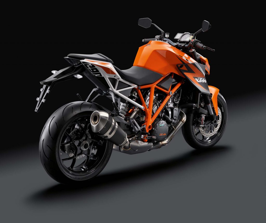 6 Nakedbike 1000 cc đình đám nhất làng moto ! - Motosaigon