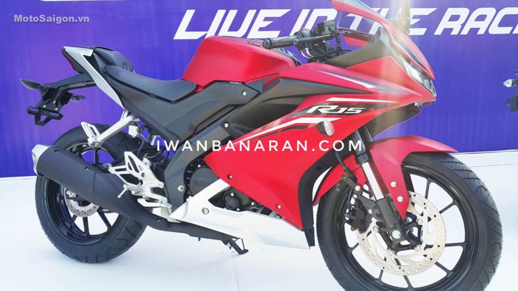 Đánh giá xe Yamaha R15 v3 2017 hình ảnh thông số giá bán - Motosaigon
