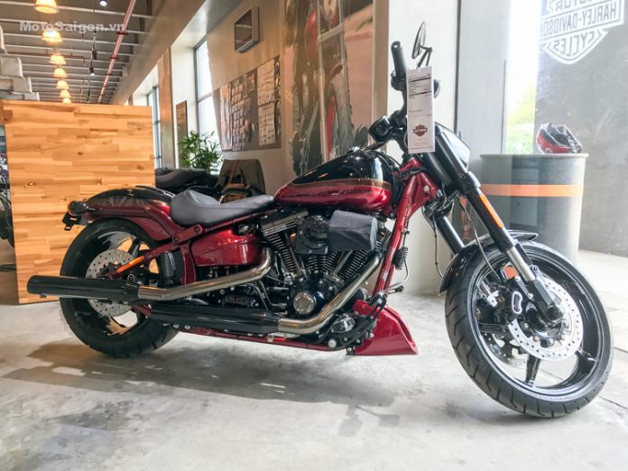 Harley-Davidson CVO Pro Street Breakout 2017 giá bán 1,5 tỷ đồng tại ...