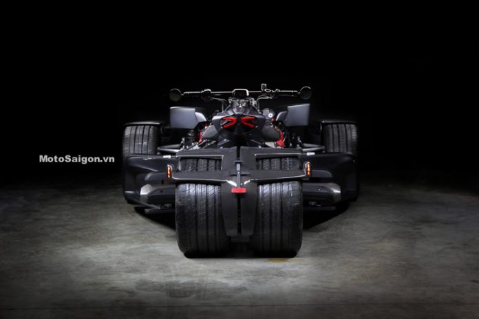 Lazareth Wazuma V8M xế độ 4 bánh với động cơ V8 460 mã lực - Motosaigon