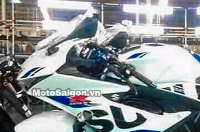 Suzuki GSX-R150 2019 phiên bản màu trắng lộ ảnh - Motosaigon