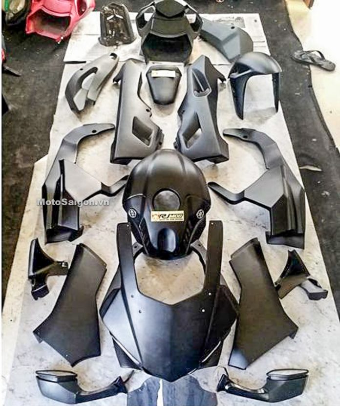 Yamaha R15 v3 độ bodykit R1M giá bán 10 triệu đồng - Motosaigon