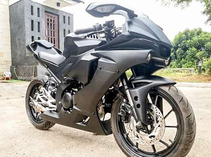 Yamaha R15 v3 độ bodykit R1M giá bán 10 triệu đồng - Motosaigon