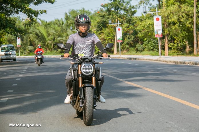 Đánh giá xe Honda CB650R 2019 ưu nhược điểm sau 500km - Motosaigon