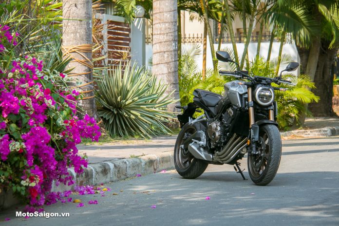 Đánh giá xe Honda CB650R 2019 ưu nhược điểm sau 500km - Motosaigon