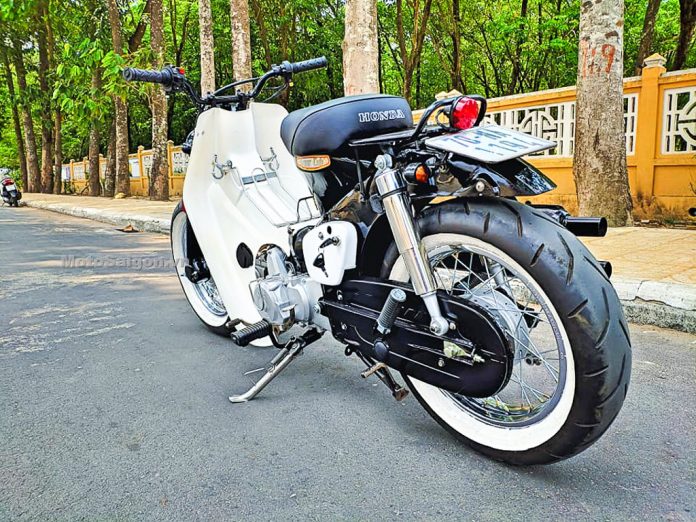 Kute và phá cách với bộ đôi Honda Cub phong cách Street Cub - Motosaigon