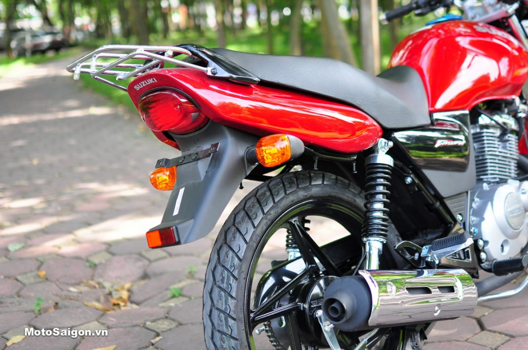 Đập thùng Suzuki EN125 & HJ125 về số lượng lớn giá bán "phá đảo ...