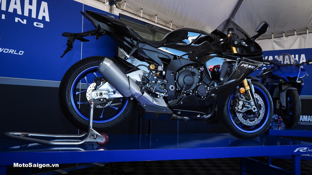 Giá xe Yamaha R1 & R1M 2020 đã được công bố - Motosaigon