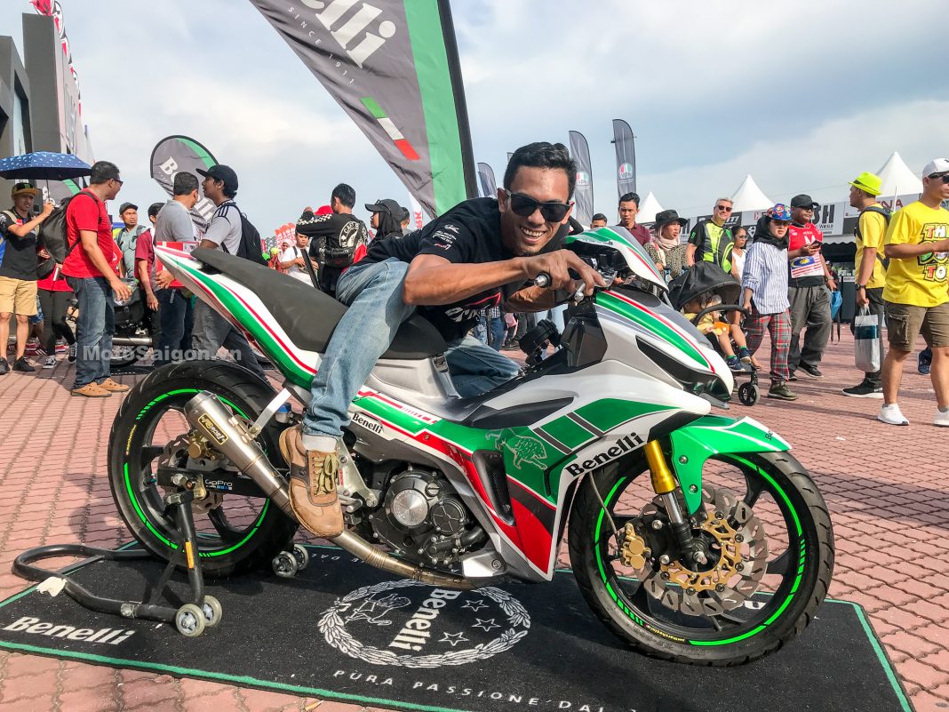Benelli RFS 150i Racing phiên bản trường đua cực đẹp - Motosaigon