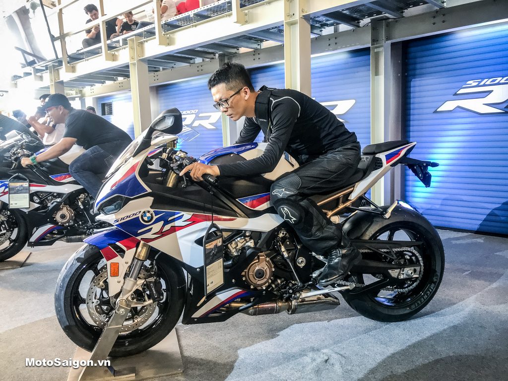 BMW S1000RR M Package 2020 đã có giá bán tại Malaysia - Motosaigon