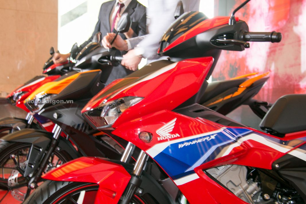 Honda Winner X 2020 màu mới Cam đen HRC kèm đồ chơi phụ kiện chính hãng ...