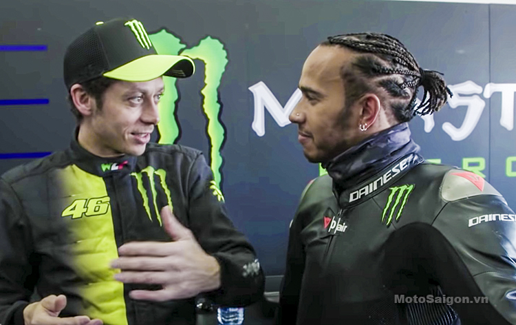 Valentino Rossi cầm siêu xe F1 của Lewis Hamilton chạy sẽ như thế nào ...