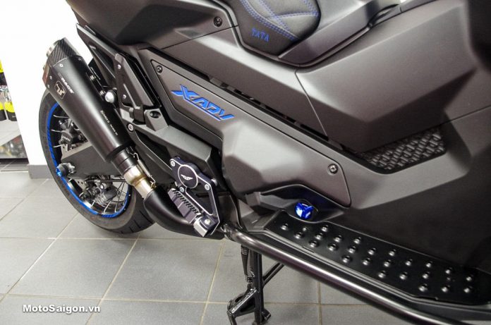 Honda X-ADV Full Black độ đen toàn thân cực ngầu - Motosaigon