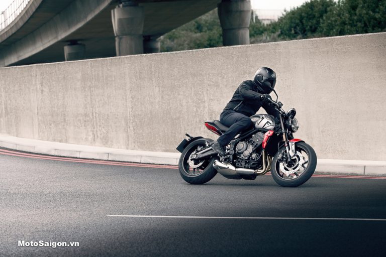 Giá xe Triumph Trident 660 chính hãng giao xe tháng 1/2021 - Motosaigon