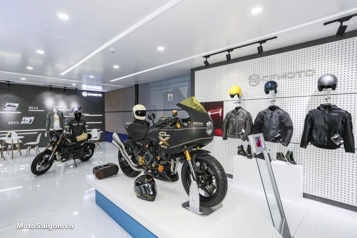 CFMOTO bất ngờ tung 2 phiên bản độ cực độc của 700CLX - Motosaigon