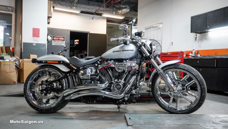 Trên yên Siêu phẩm CVO BreakOut 131ci độ Stage IV 2146cc của doanh nhân ...