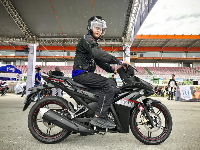 Clip đánh giá nhanh Exciter 155 sau trải nghiệm 5 vòng sân Đại Nam ...