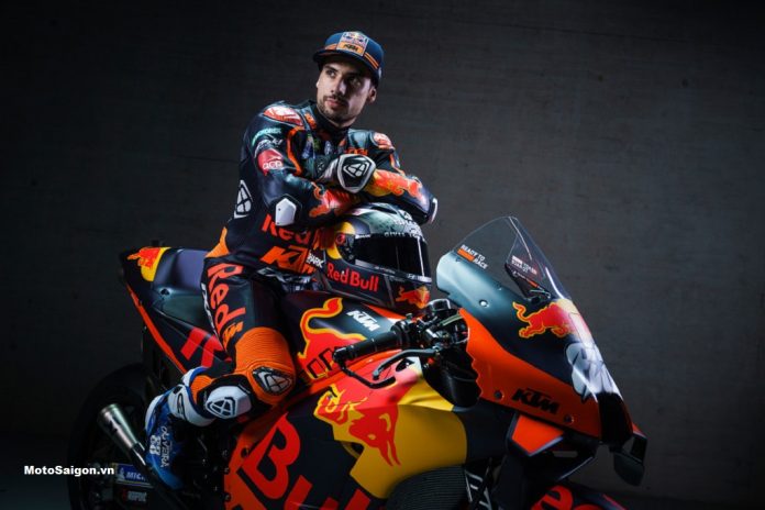 Red Bull KTM Factory Racing và Tech3 KTM ra mắt dàn áo mới cho MotoGP ...