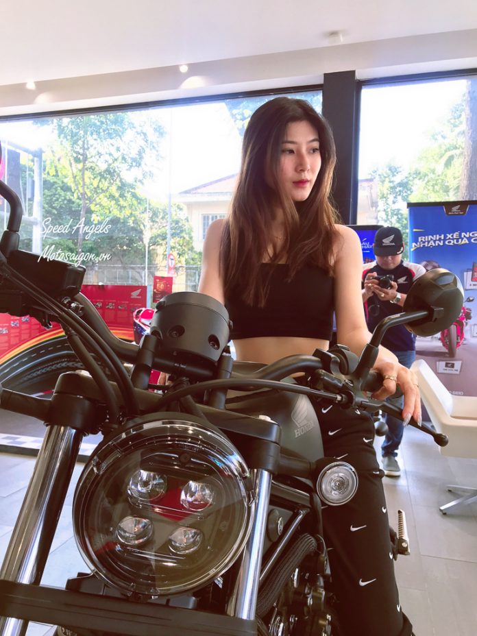 Bộ ảnh Speed Angels cá tính bên cạnh bộ 3 mô tô pkl 2021 của Honda ...