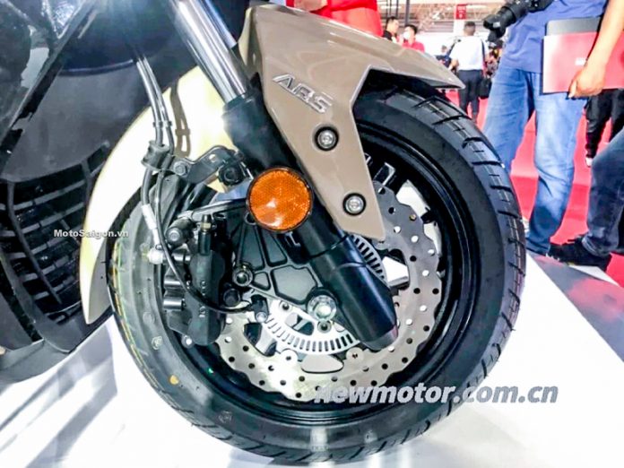 KYMCO RKS 150 bất ngờ ra mắt thách thức Vario 150 NVX 155 - Motosaigon
