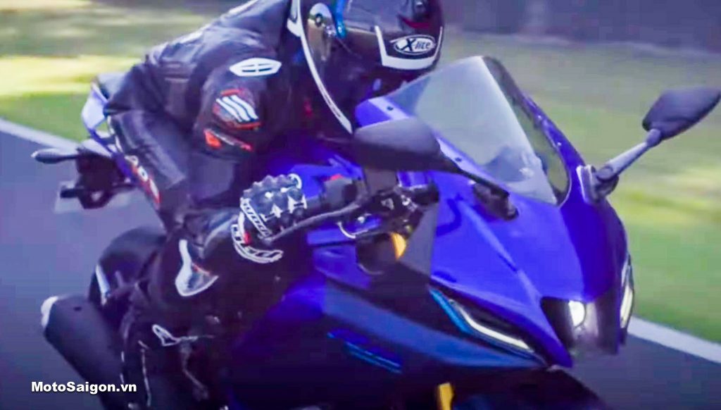 Yamaha R15 v4 R15M lộ ảnh trước giờ G có ABS kèm Quickshifter - Motosaigon