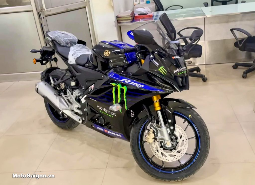 Yamaha R15 v4 Monster Energy R15M hình ảnh thực tế kèm giá bán - Motosaigon
