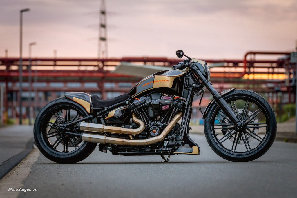 Harley-Davidson BreakOut 114 Razor 3 độ siêu đẹp của Thunderbike ...