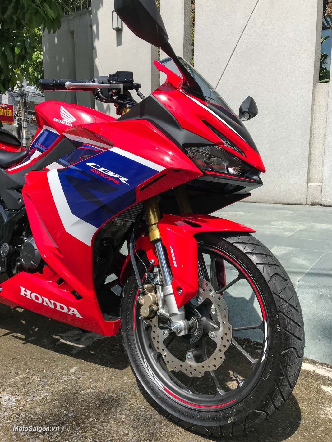 Honda CBR150R chính hãng: Giá xe CBR150R 2021 tại Đại lý ra biển số lăn ...
