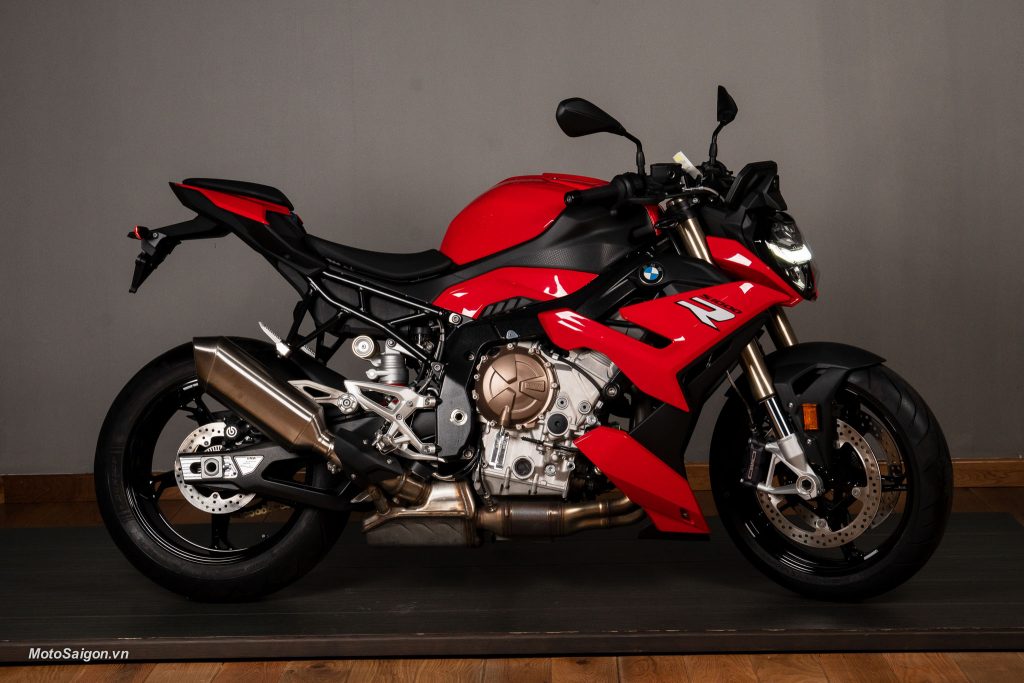 BMW S1000R 2022 phiên bản mới đã có giá bán tại Việt Nam - Motosaigon