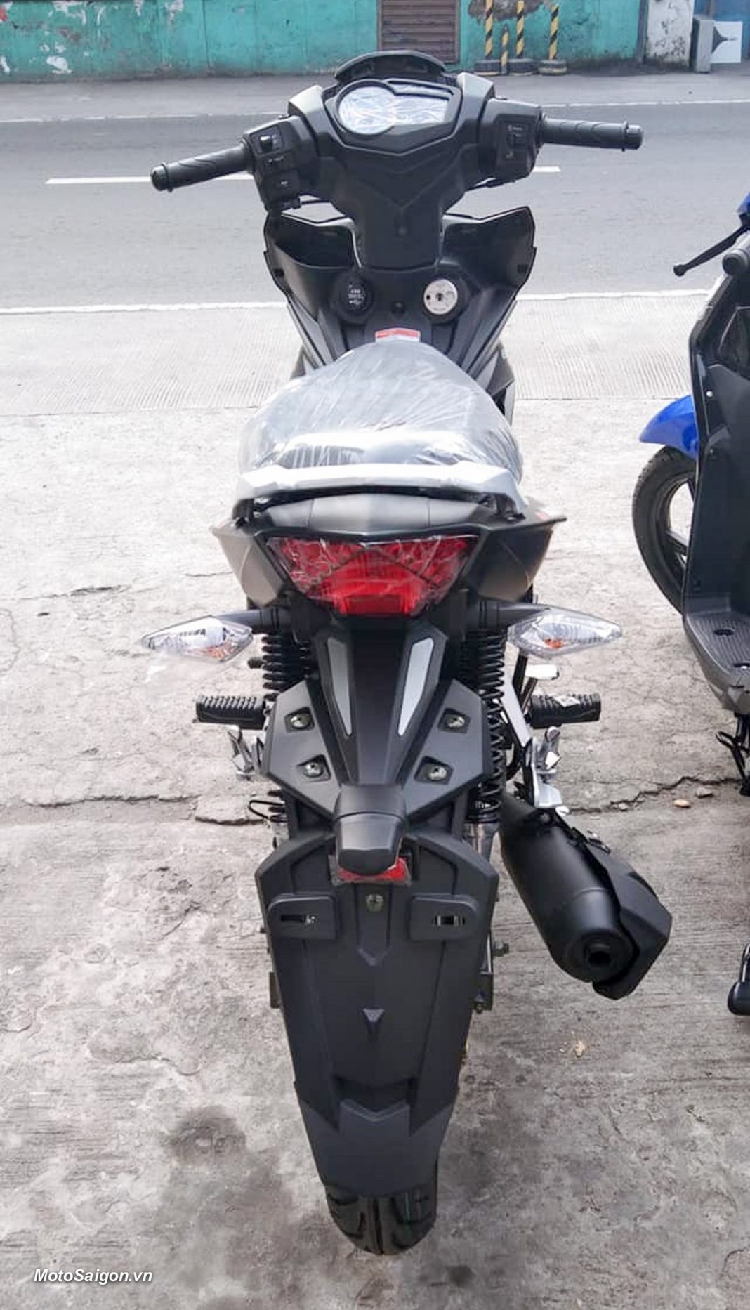 Marvel 125 xe số nhái trắng trợn Exciter với giá siêu rẻ - Motosaigon