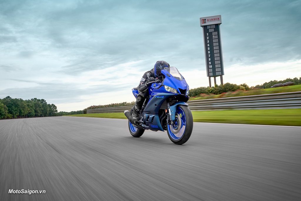R3 2022 chính thức được Yamaha ra mắt kèm giá bán mới nhất - Motosaigon