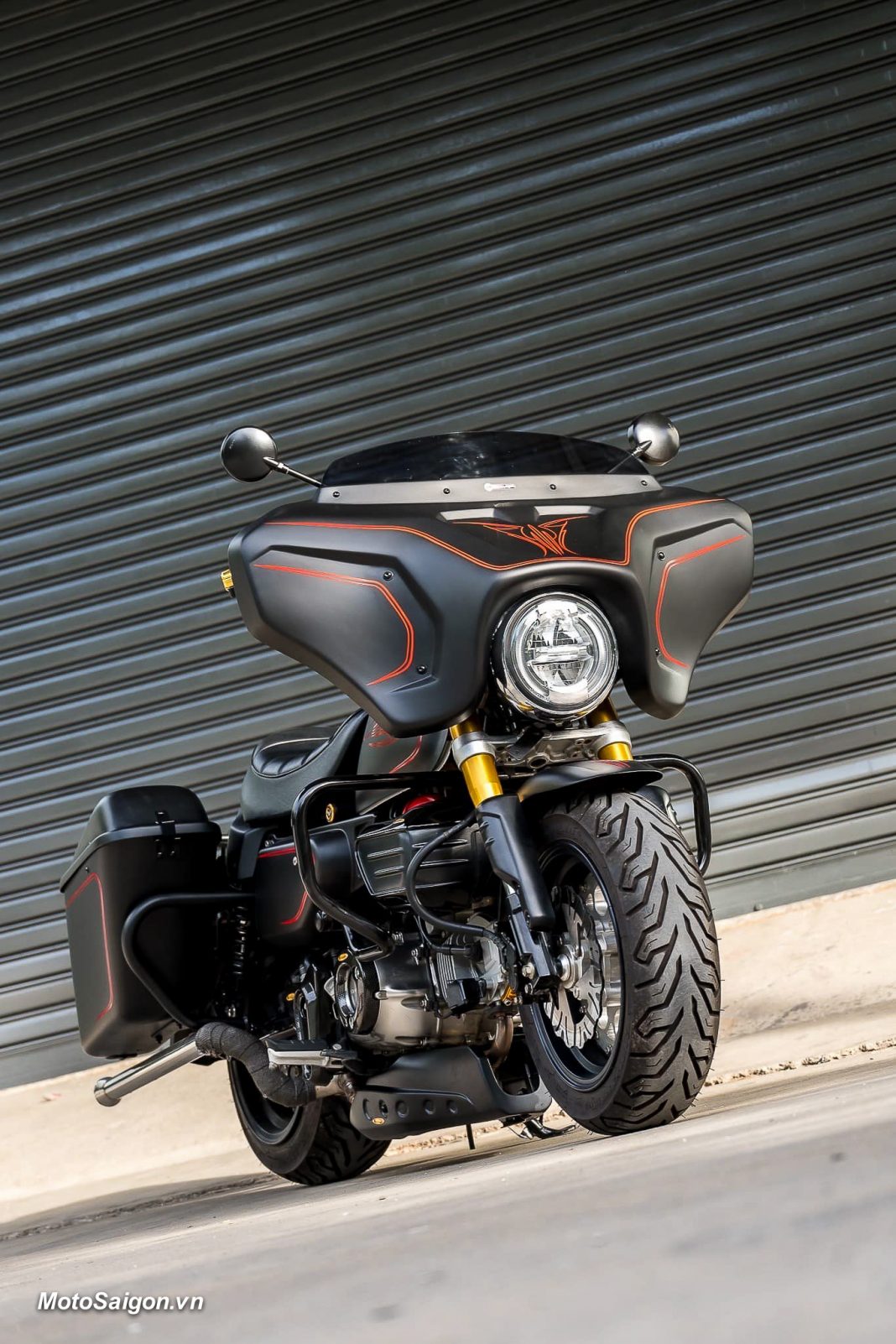 Khỉ con Monkey 125 độ bodykit Touring như Harley-Davidson StreetGlide ...
