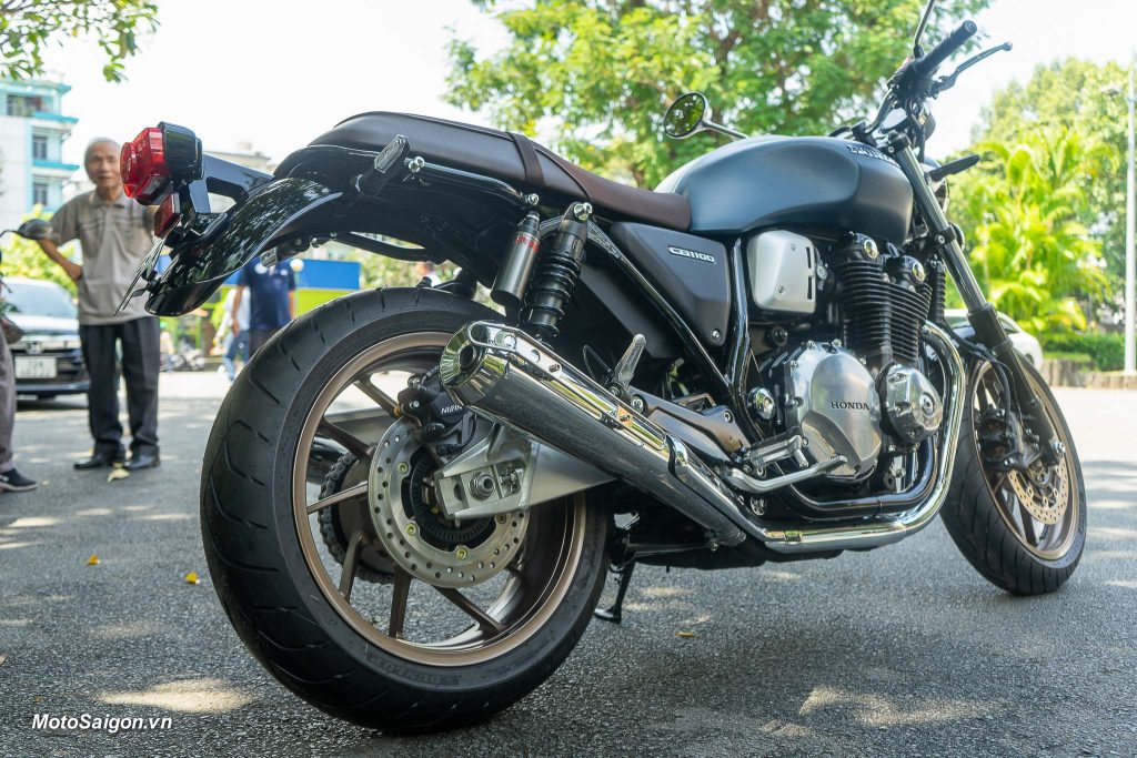 Honda CB1100 RS Final Edition phiên bản đặc biệt cực hiếm đã về Việt ...