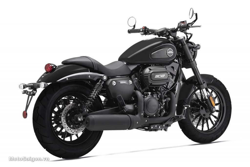 Mẫu xe Cruiser giá rẻ trang bị động cơ V-Twin 300cc của Keeway thu hút ...