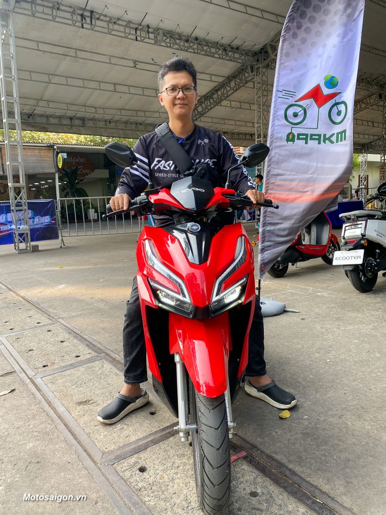 EVGO ra mắt Bộ tứ xe điện EX100 VS125 EVGO A EH2 kèm giá bán - Motosaigon