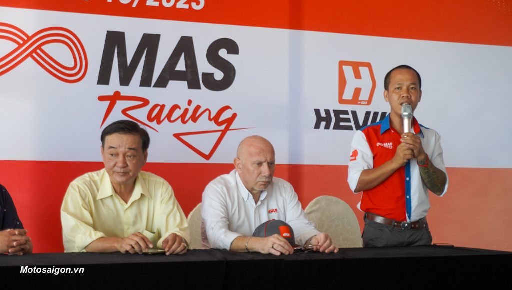 Givi Việt Nam chính thức ký kết tài trợ đội đua MAS Racing - Motosaigon