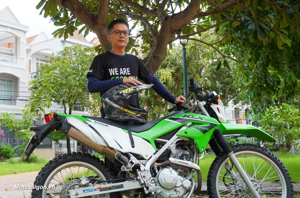 Khám phá Kawasaki KLX230S dành cho dân mê đi tour offroad - Motosaigon