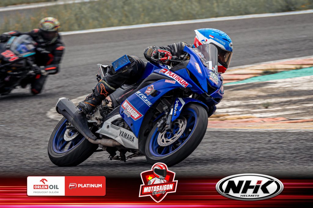 Đội đua Motosaigon Racing chính thức ra mắt với 02 nhà tài trợ Dầu nhớt ...