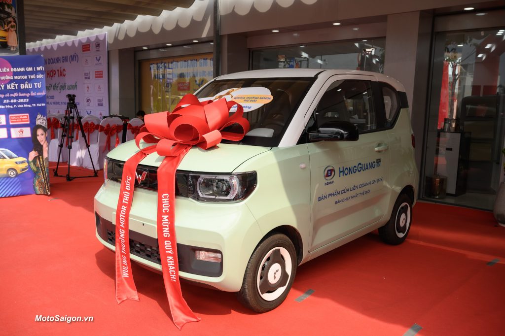 Hoa Hậu Thái Nhã Vân ký kết hợp tác đầu tư với Wuling Thưởng Motor ...