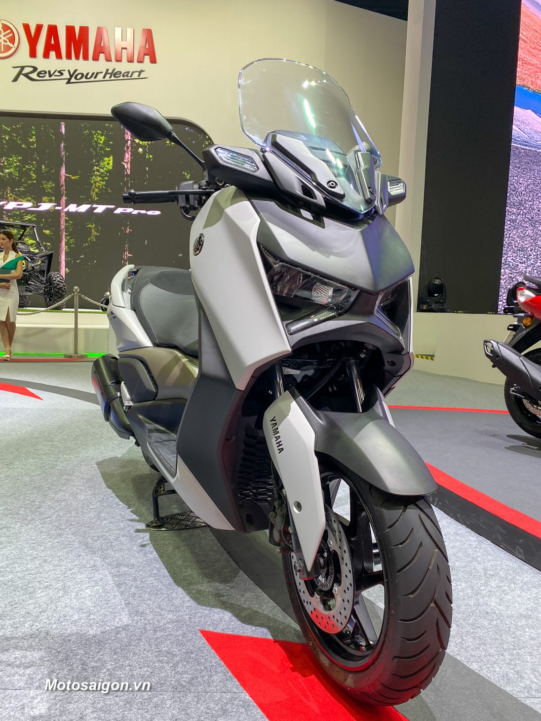 Yamaha XMAX 300 giá xe Xmax 300 2023 mới nhất đã được công bố - Motosaigon