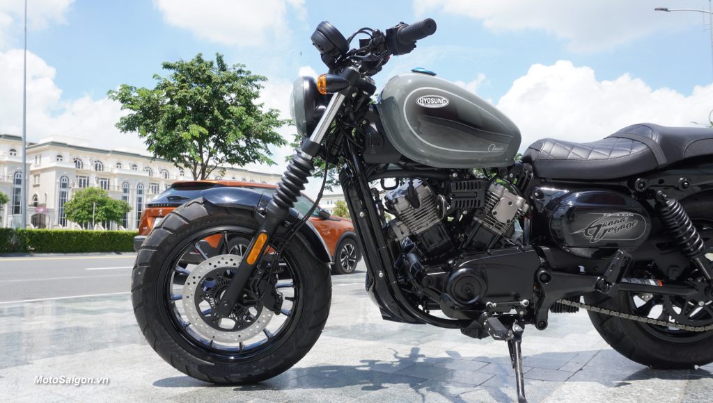 Hyosung GV300S biến thể Bobber của GV300R đã có giá xe - Motosaigon