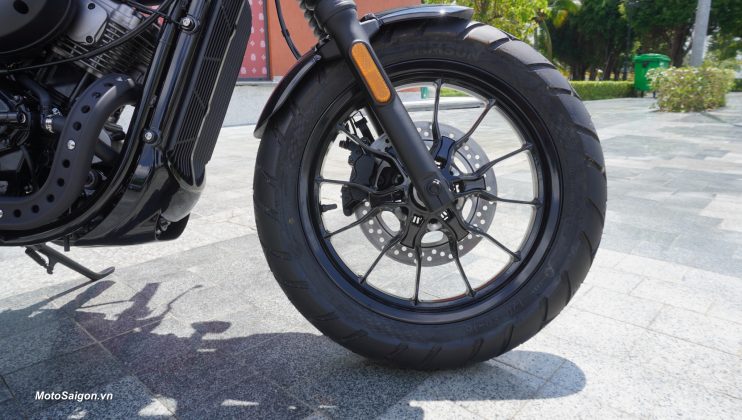 GV300S bất ngờ được Hyosung Việt Nam ưu đãi giá xe siêu sốc dịp Tết ...