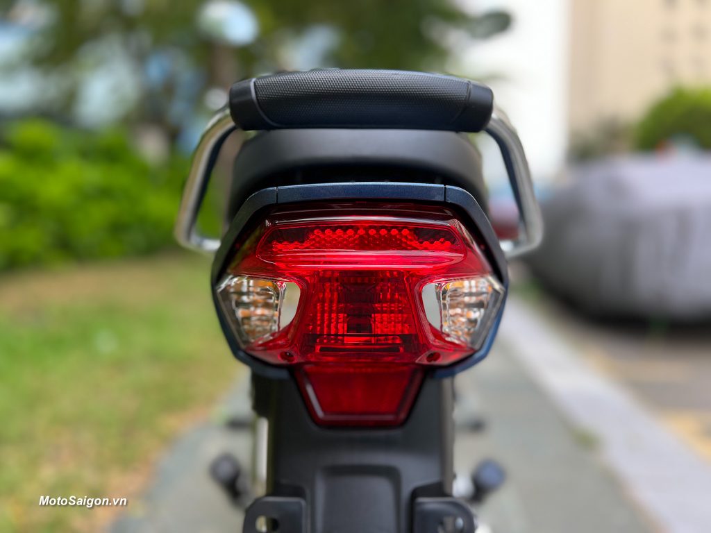 Honda Dream 2024 bất ngờ về Việt Nam với nhiều cải tiến đáng giá ...