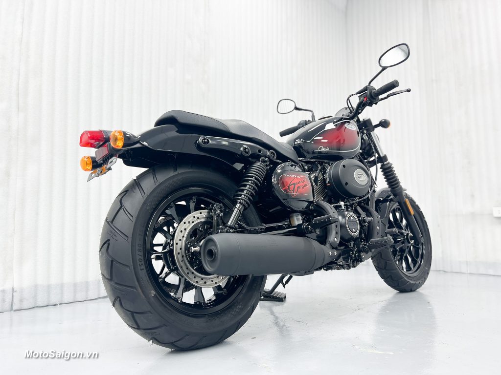 GV300S bất ngờ được Hyosung Việt Nam ưu đãi giá xe siêu sốc dịp Tết ...