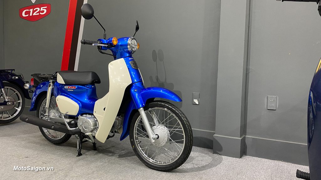 Super Cub 50 nhập Nhật bất ngờ về thêm 02 màu mới kèm giá xe - Motosaigon