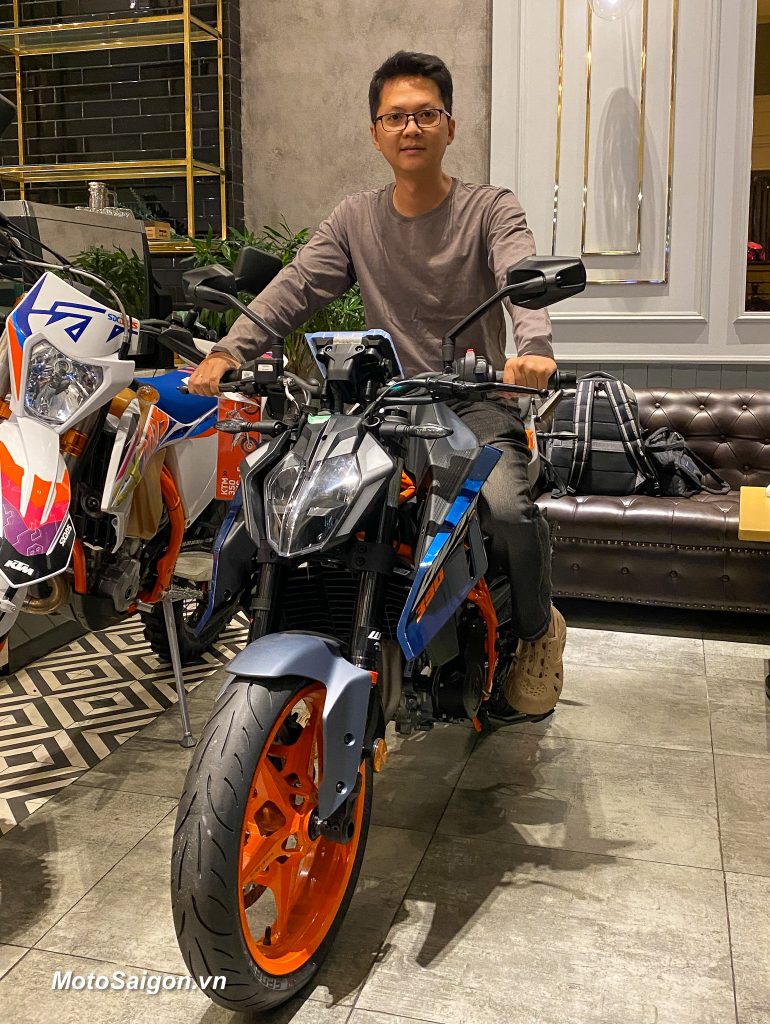 KTM 390 Duke 2024 bất ngờ về Việt Nam soi thực tế quá đẹp - Motosaigon