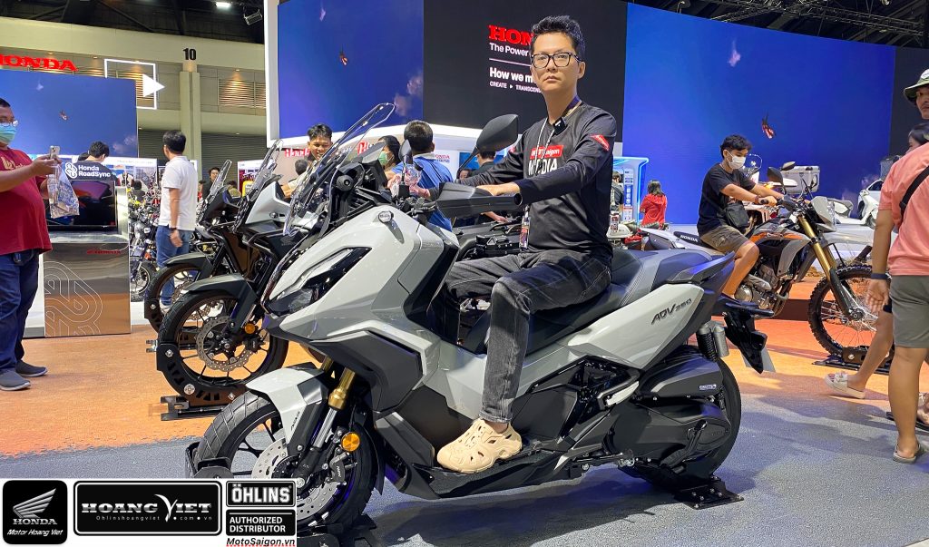 ADV350 2025 ra mắt với vài nâng cấp đã có giá bán - Motosaigon