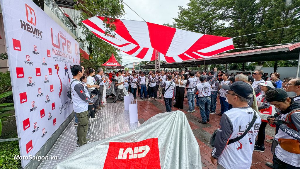 GIVI Việt Nam đồng hàng cùng các biker U70 đi tour xuyên Việt - Lào ...