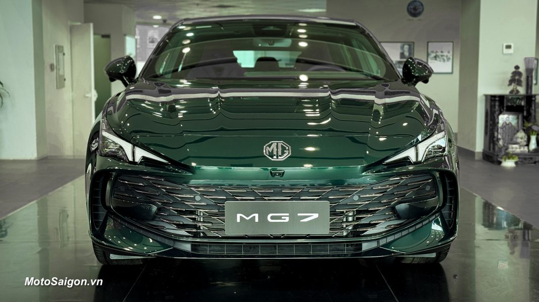 MG7 giá xe MG7 1.5T 2.0T Luxury 2.0T Premium mới nhất so sánh chi tiết ...