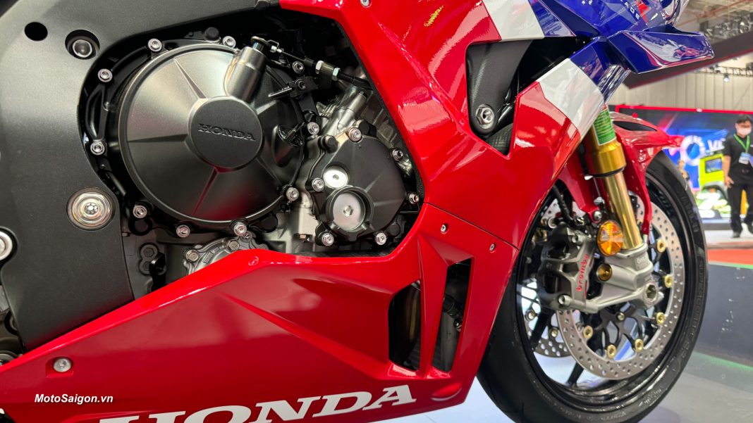 Honda CBR1000RR-R SP 2024 thế hệ mới đã có giá bán - Motosaigon